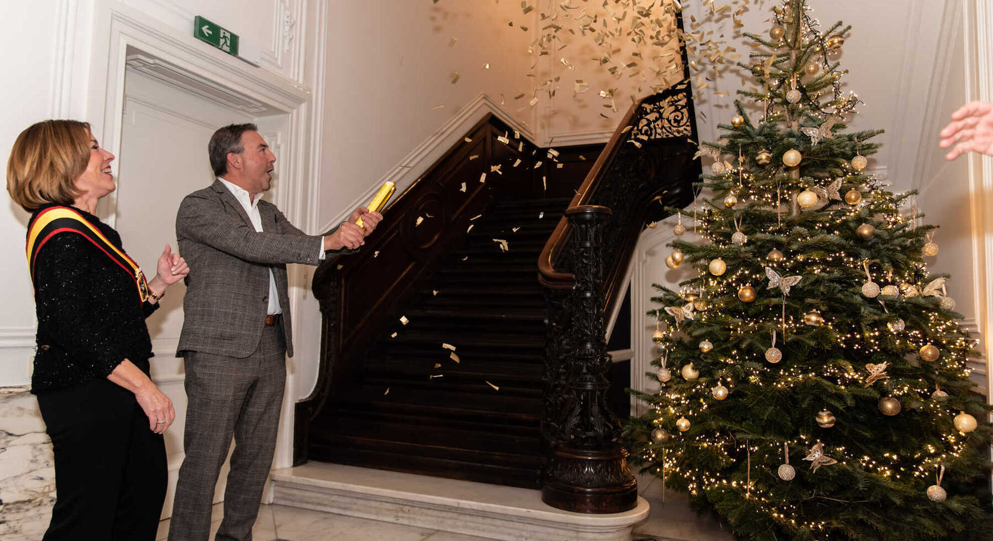 Pieter Vanderheyden legt eed af als nieuwe burgemeester Sint-Martens-Latem - Carina Van Cauter